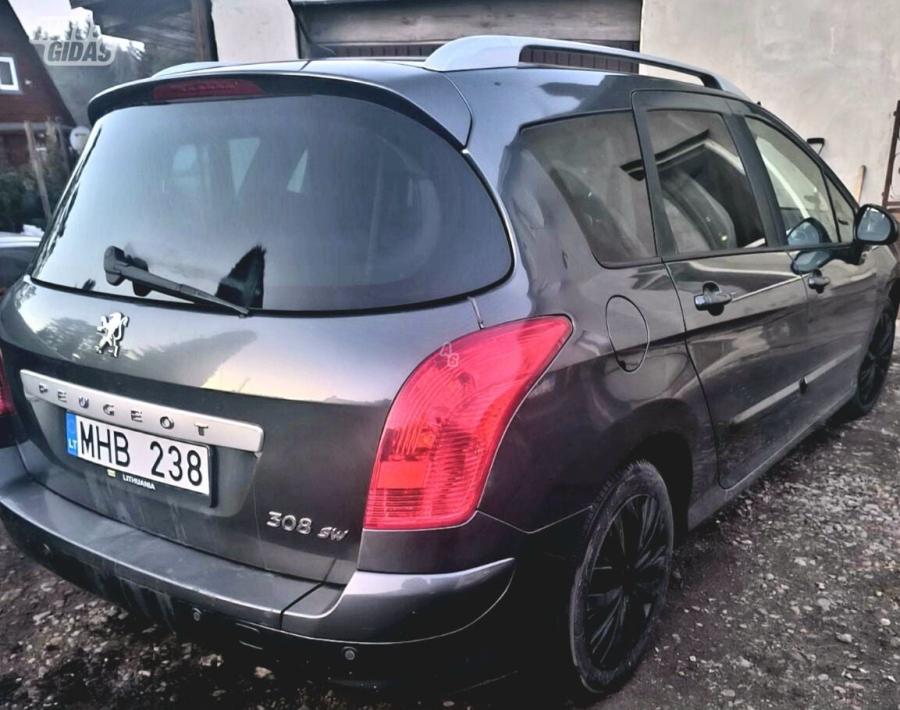 Grey Peugeot 308 2008 in Vilnius, with an engine capacity of 2.00 L and mileage of 235 thousand km for 2000 €, photo 1 on AUTOMOTO.COM.LV