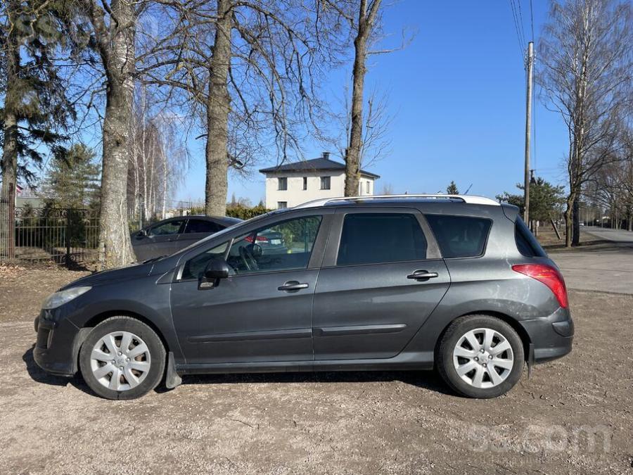 Grey Peugeot 308 2008 in Riga, with an engine capacity of 1.60 L and mileage of 260 thousand km for 1990 €, photo 3 on AUTOMOTO.COM.LV