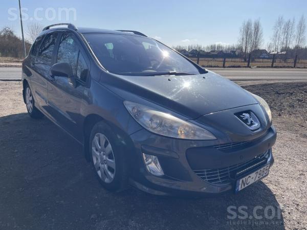 Grey Peugeot 308 2008 in Riga, with an engine capacity of 1.60 L and mileage of 260 thousand km for 1990 €, photo 7 on AUTOMOTO.COM.LV