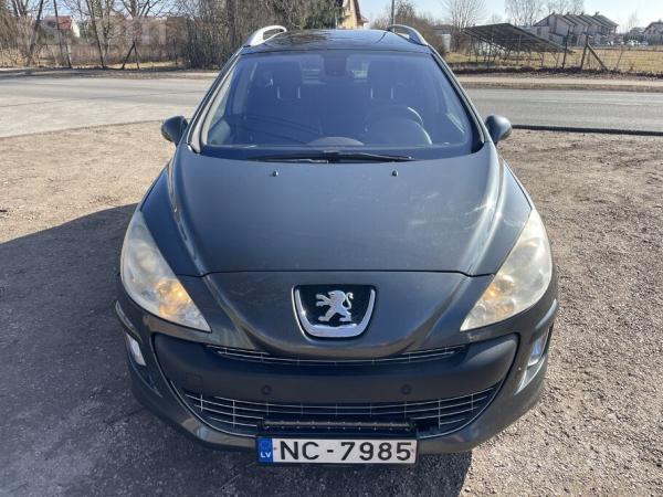 Grey Peugeot 308 2008 in Riga, with an engine capacity of 1.60 L and mileage of 260 thousand km for 1990 €, photo 8 on AUTOMOTO.COM.LV