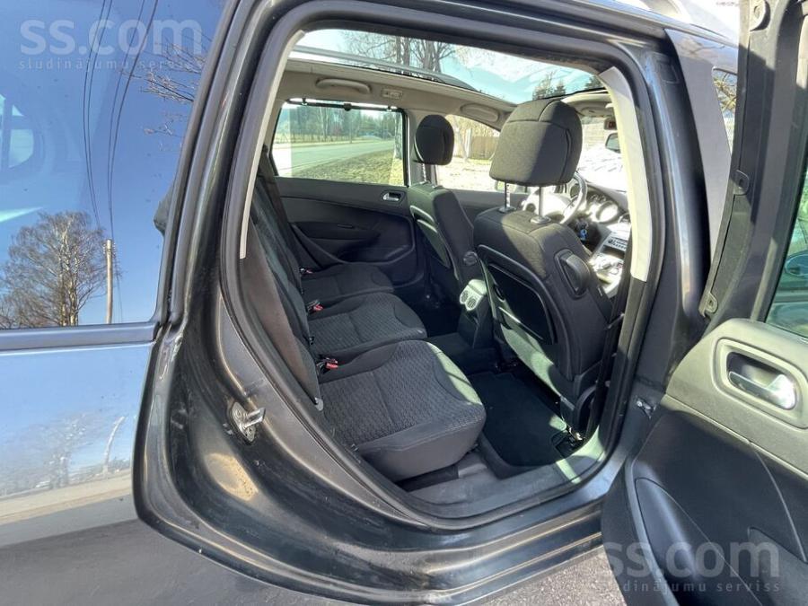 Grey Peugeot 308 2008 in Riga, with an engine capacity of 1.60 L and mileage of 260 thousand km for 1990 €, photo 19 on AUTOMOTO.COM.LV