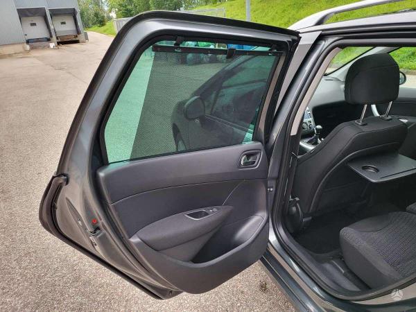 Peugeot 308 2008 Alīta vietnē Pelēks Peugeot 308 2008 Alīta, ar dzinēja tilpumu 1.60 L un nobraukumu 201 tūkst. km par 2460 €, foto 11 vietnē AUTOMOTO.COM.LV