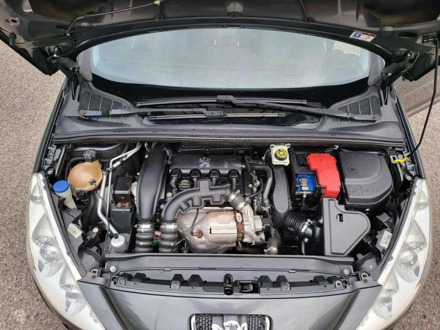 Grey Peugeot 308 2008 in Alytus, with an engine capacity of 1.60 L and mileage of 201 thousand km for 2460 €, photo 22 on AUTOMOTO.COM.LV
