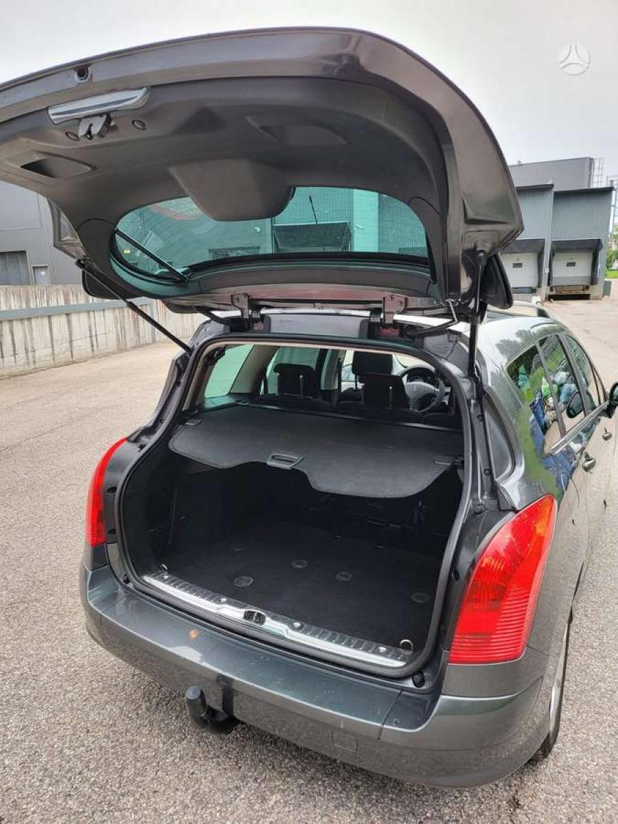 Grey Peugeot 308 2008 in Alytus, with an engine capacity of 1.60 L and mileage of 201 thousand km for 2460 €, photo 26 on AUTOMOTO.COM.LV