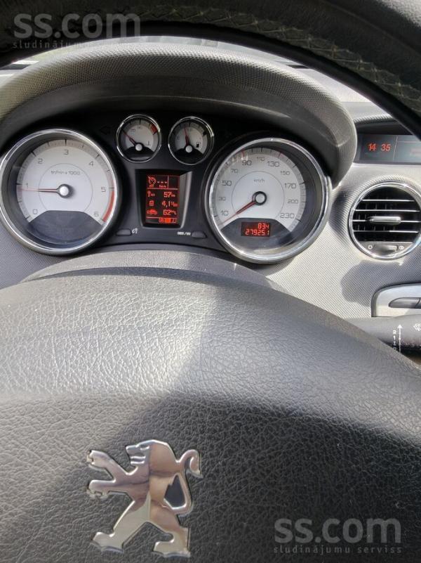 Grey Peugeot 308 2008 in Riga, with an engine capacity of 2.00 L and mileage of 280 thousand km for 1600 €, photo 4 on AUTOMOTO.COM.LV