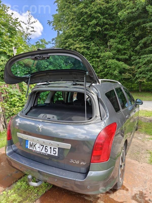 Grey Peugeot 308 2008 in Riga, with an engine capacity of 2.00 L and mileage of 280 thousand km for 1600 €, photo 8 on AUTOMOTO.COM.LV