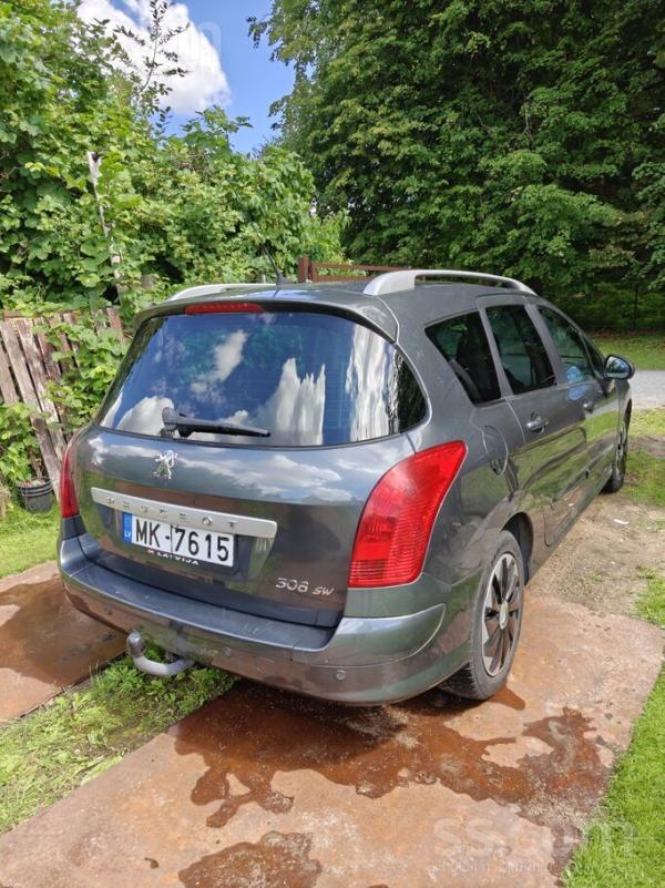 Grey Peugeot 308 2008 in Riga, with an engine capacity of 2.00 L and mileage of 280 thousand km for 1600 €, photo 11 on AUTOMOTO.COM.LV