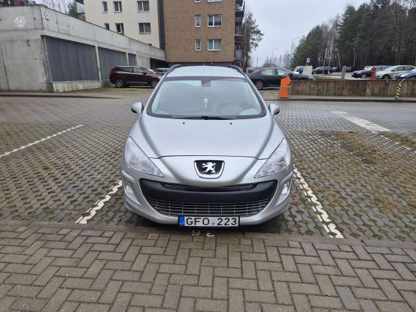 Grey Peugeot 308 2009 in Vilnius, with an engine capacity of 1.56 L and mileage of 190 thousand km for 2000 €, photo 2 on AUTOMOTO.COM.LV