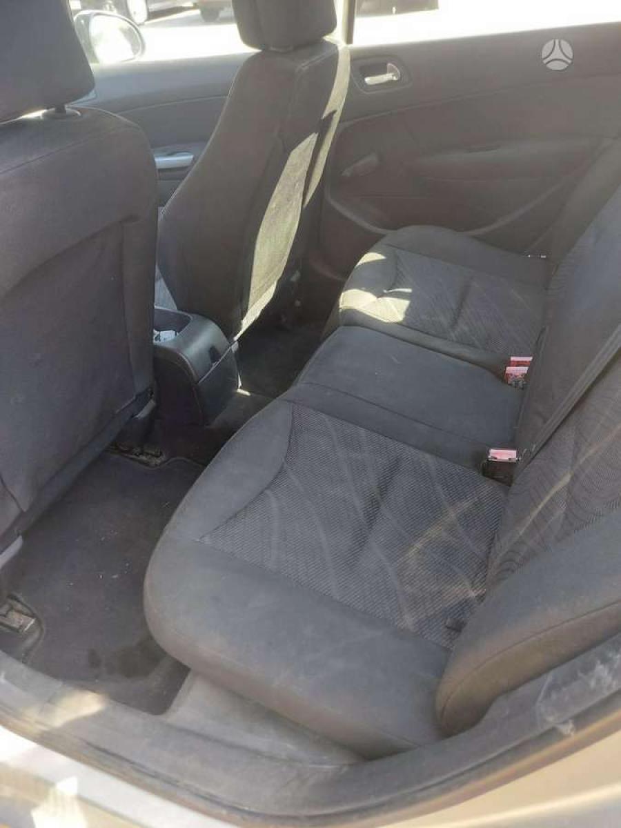 Pelēks Peugeot 308 2009 Panevēža, ar dzinēja tilpumu 1.60 L un nobraukumu 334 tūkst. km par 1150 €, foto 7 vietnē AUTOMOTO.COM.LV