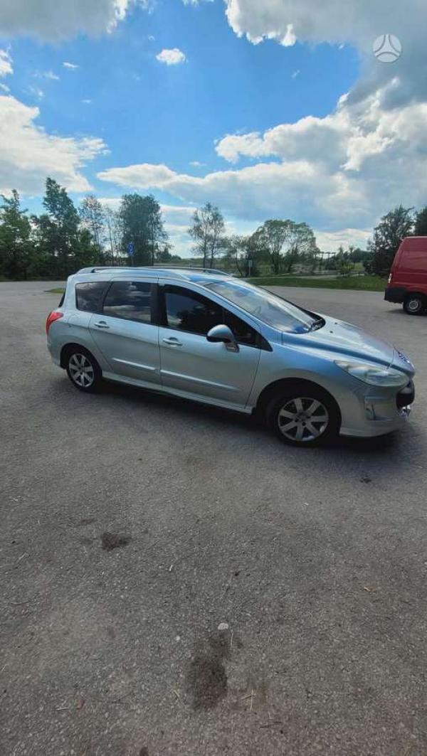 Grey Peugeot 308 2009 in Pasvalys, with an engine capacity of 1.60 L and mileage of 280 thousand km for 999 €, photo 2 on AUTOMOTO.COM.LV