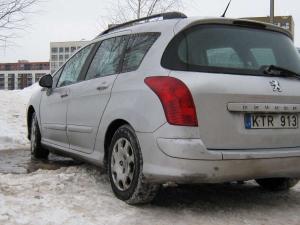 Grey Peugeot 308 2010 in Vilnius, with an engine capacity of 1.60 L and mileage of 408 thousand km for 1050 €, photo 2 on AUTOMOTO.COM.LV