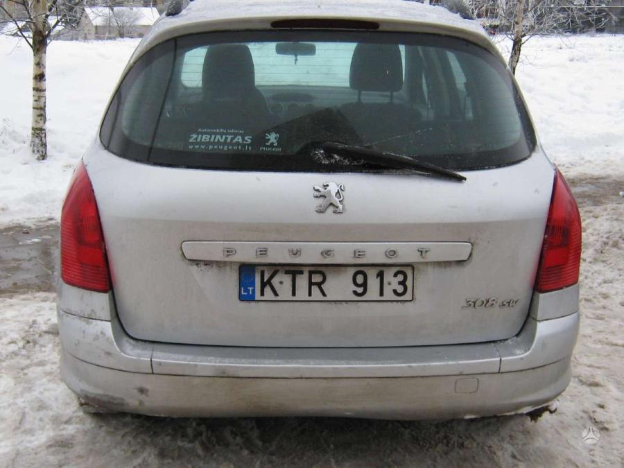 Grey Peugeot 308 2010 in Vilnius, with an engine capacity of 1.60 L and mileage of 408 thousand km for 1050 €, photo 3 on AUTOMOTO.COM.LV