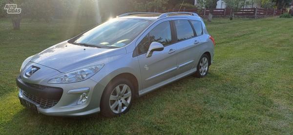 Grey Peugeot 308 2010 in Akmene, with an engine capacity of 1.60 L and mileage of 286 thousand km for 2350 €, photo 3 on AUTOMOTO.COM.LV