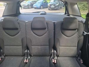 Pelēks Peugeot 308 2010 Viļņa, ar dzinēja tilpumu 1.56 L un nobraukumu 347 tūkst. km par 1200 €, foto 9 vietnē AUTOMOTO.COM.LV