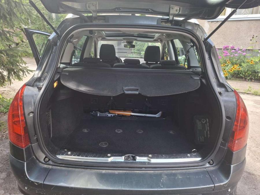 Pelēks Peugeot 308 2010 Viļņa, ar dzinēja tilpumu 1.56 L un nobraukumu 347 tūkst. km par 1200 €, foto 10 vietnē AUTOMOTO.COM.LV