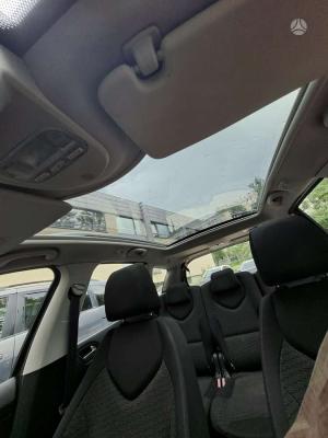 Pelēks Peugeot 308 2010 Viļņa, ar dzinēja tilpumu 1.56 L un nobraukumu 347 tūkst. km par 1200 €, foto 12 vietnē AUTOMOTO.COM.LV