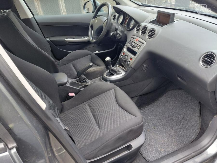 Pelēks Peugeot 308 2011 Vilkaviškis, ar dzinēja tilpumu 1.60 L un nobraukumu 210 tūkst. km par 2550 €, foto 11 vietnē AUTOMOTO.COM.LV