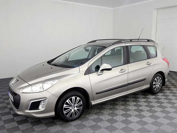 Grey Peugeot 308 2011 in Tallinn, with an engine capacity of 1.60 L and mileage of 212 thousand km for 2299 €, photo 2 on AUTOMOTO.COM.LV