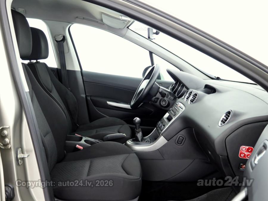Серый Пежо 308 2011 в Таллин, объемом двигателя 1.60 л и пробегом 212 тыс. км за 2299 €, фото 7 на AUTOMOTO.COM.LV