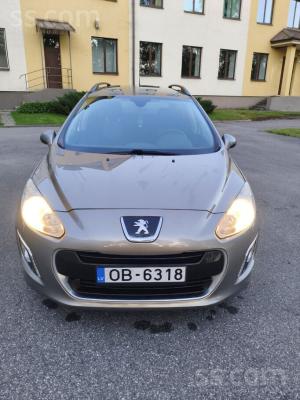 Grey Peugeot 308 2011 in Daugavpils, with an engine capacity of 1.60 L and mileage of 306 thousand km for 2600 €, photo 4 on AUTOMOTO.COM.LV
