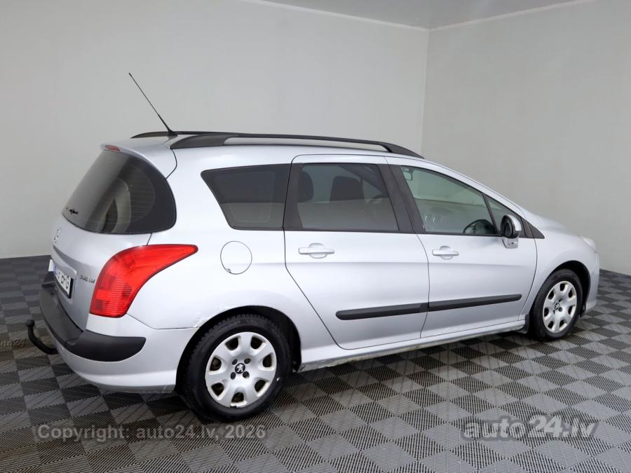 Pelēks Peugeot 308 2011 Tallina, ar dzinēja tilpumu 1.60 L un nobraukumu 374 tūkst. km par 799 €, foto 4 vietnē AUTOMOTO.COM.LV