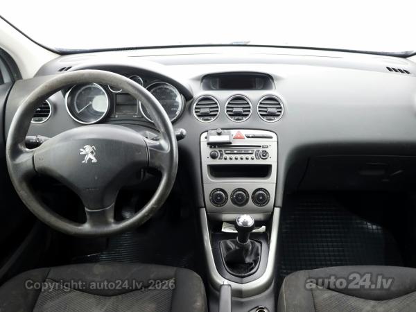 Pelēks Peugeot 308 2011 Tallina, ar dzinēja tilpumu 1.60 L un nobraukumu 374 tūkst. km par 799 €, foto 5 vietnē AUTOMOTO.COM.LV