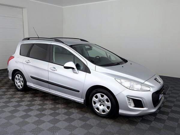 Pelēks Peugeot 308 2011 Tallina, ar dzinēja tilpumu 1.60 L un nobraukumu 374 tūkst. km par 699 €, foto 1 vietnē AUTOMOTO.COM.LV