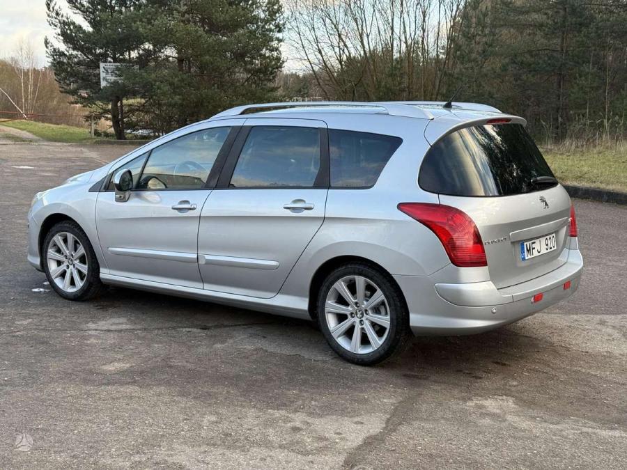 Pelēks Peugeot 308 2012 Šauļi, ar dzinēja tilpumu 1.56 L un nobraukumu 242 tūkst. km par 2450 €, foto 4 vietnē AUTOMOTO.COM.LV
