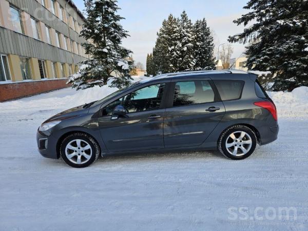 Grey Peugeot 308 2012 in Jekabpils, with an engine capacity of 1.60 L and mileage of 291 thousand km for 2490 €, photo 10 on AUTOMOTO.COM.LV