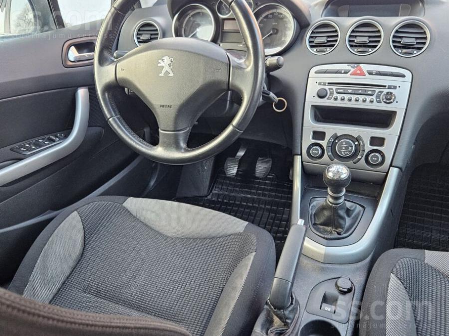 Grey Peugeot 308 2012 in Jekabpils, with an engine capacity of 1.60 L and mileage of 291 thousand km for 2490 €, photo 19 on AUTOMOTO.COM.LV
