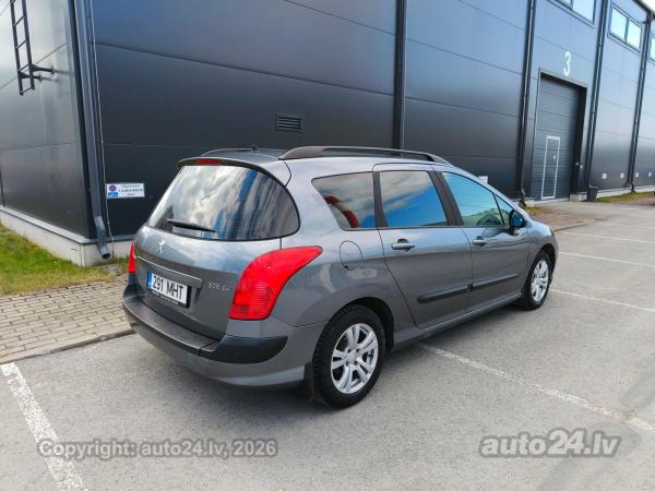 Grey Peugeot 308 2012 in Tallinn, with an engine capacity of 1.60 L and mileage of 180 thousand km for 1990 €, photo 4 on AUTOMOTO.COM.LV