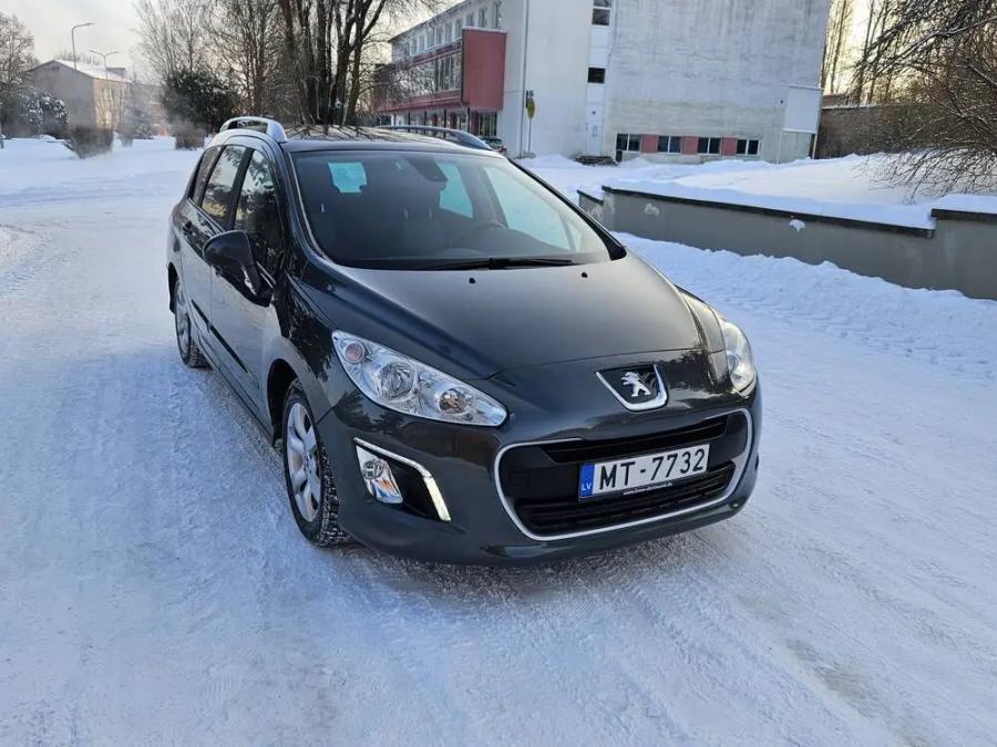 Серый Пежо 308 2012 в Екабпилс, объемом двигателя 1.60 л и пробегом 291 тыс. км за 2490 €, фото 4 на AUTOMOTO.COM.LV