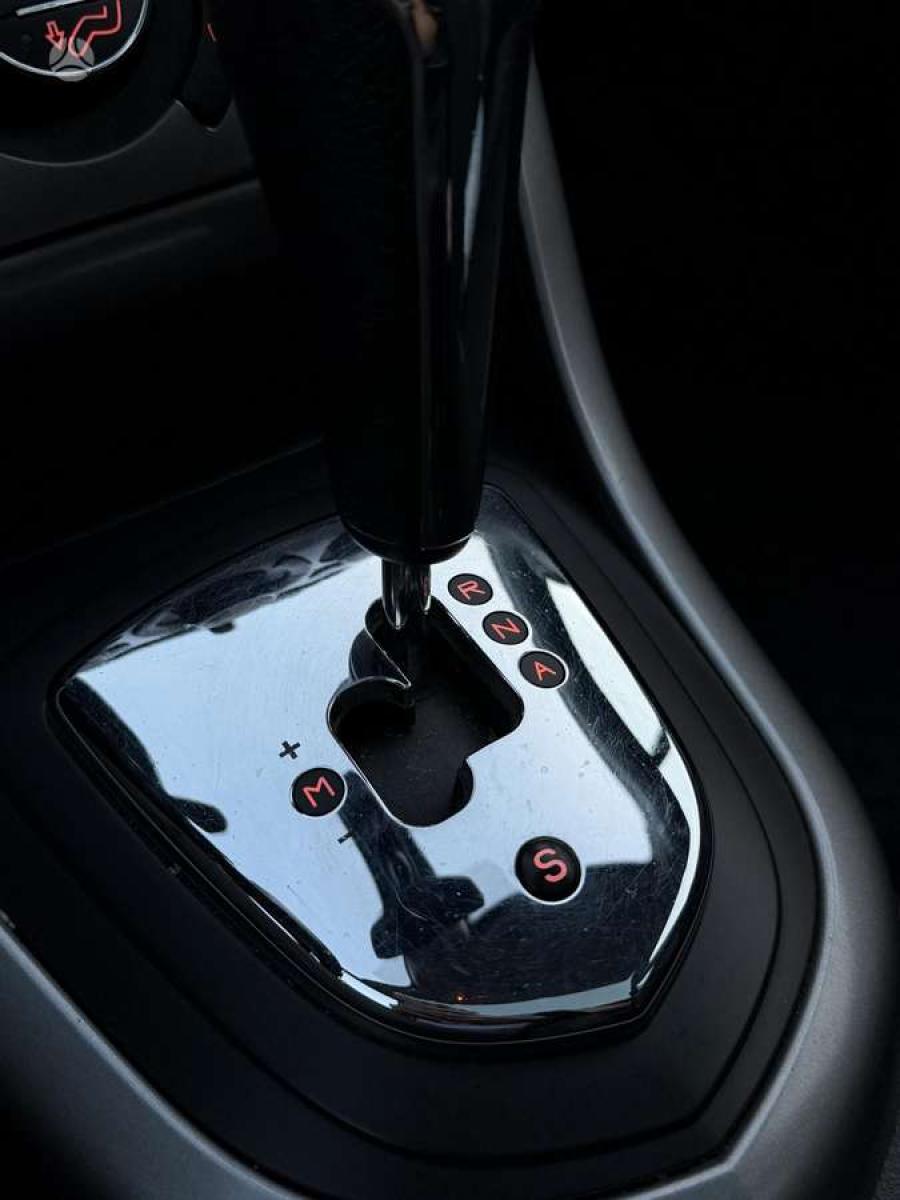 Pelēks Peugeot 308 2012 Tauragė, ar dzinēja tilpumu 1.56 L un nobraukumu 347 tūkst. km par 2780 €, foto 16 vietnē AUTOMOTO.COM.LV