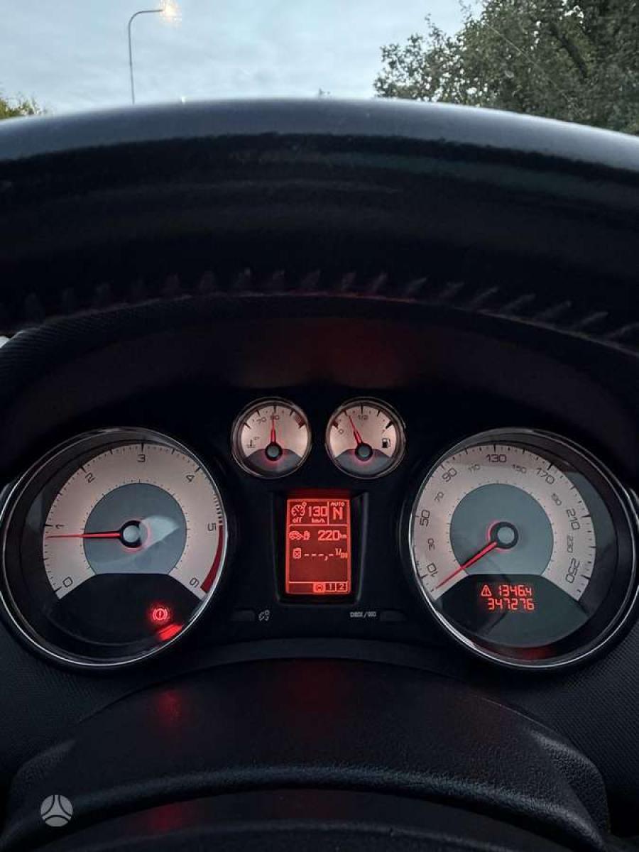 Pelēks Peugeot 308 2012 Tauragė, ar dzinēja tilpumu 1.56 L un nobraukumu 347 tūkst. km par 2780 €, foto 17 vietnē AUTOMOTO.COM.LV