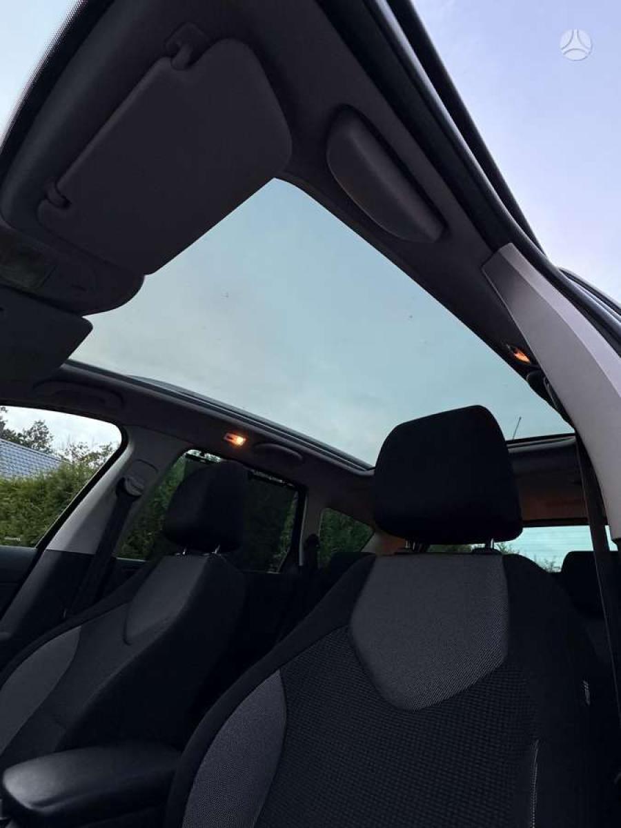 Pelēks Peugeot 308 2012 Tauragė, ar dzinēja tilpumu 1.56 L un nobraukumu 347 tūkst. km par 2780 €, foto 19 vietnē AUTOMOTO.COM.LV