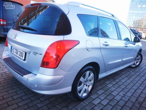 Grey Peugeot 308 2013 in Klaipeda, with an engine capacity of 1.60 L and mileage of 144 thousand km for 3890 €, photo 6 on AUTOMOTO.COM.LV