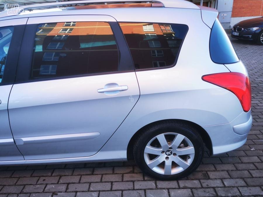 Grey Peugeot 308 2013 in Klaipeda, with an engine capacity of 1.60 L and mileage of 144 thousand km for 3890 €, photo 12 on AUTOMOTO.COM.LV