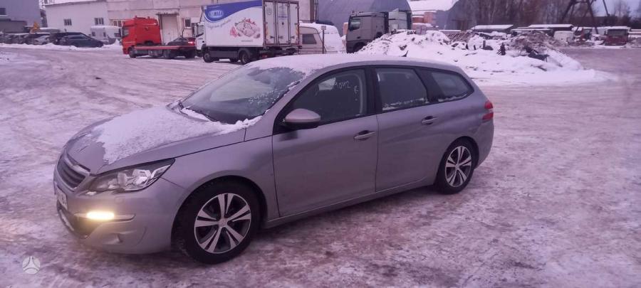 Pelēks Peugeot 308 2014 Kauņa, ar dzinēja tilpumu 1.20 L un nobraukumu 210 tūkst. km par 3300 €, foto 1 vietnē AUTOMOTO.COM.LV