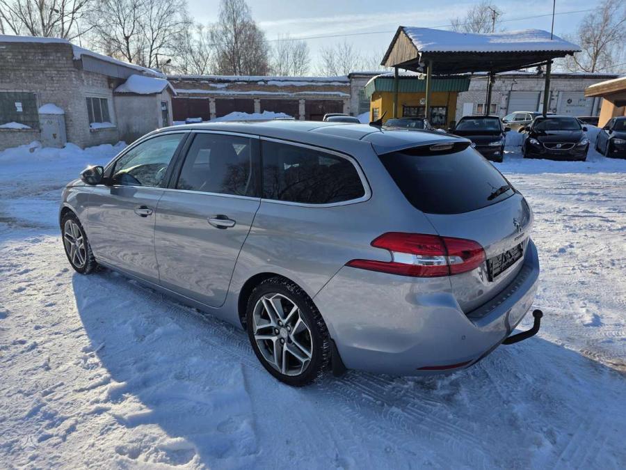 Pelēks Peugeot 308 2014 Telšiai, ar dzinēja tilpumu 1.56 L un nobraukumu 250 tūkst. km par 5200 €, foto 10 vietnē AUTOMOTO.COM.LV