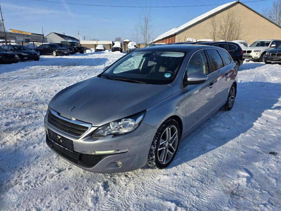 Pelēks Peugeot 308 2014 Telšiai, ar dzinēja tilpumu 1.56 L un nobraukumu 250 tūkst. km par 5200 €, foto 32 vietnē AUTOMOTO.COM.LV