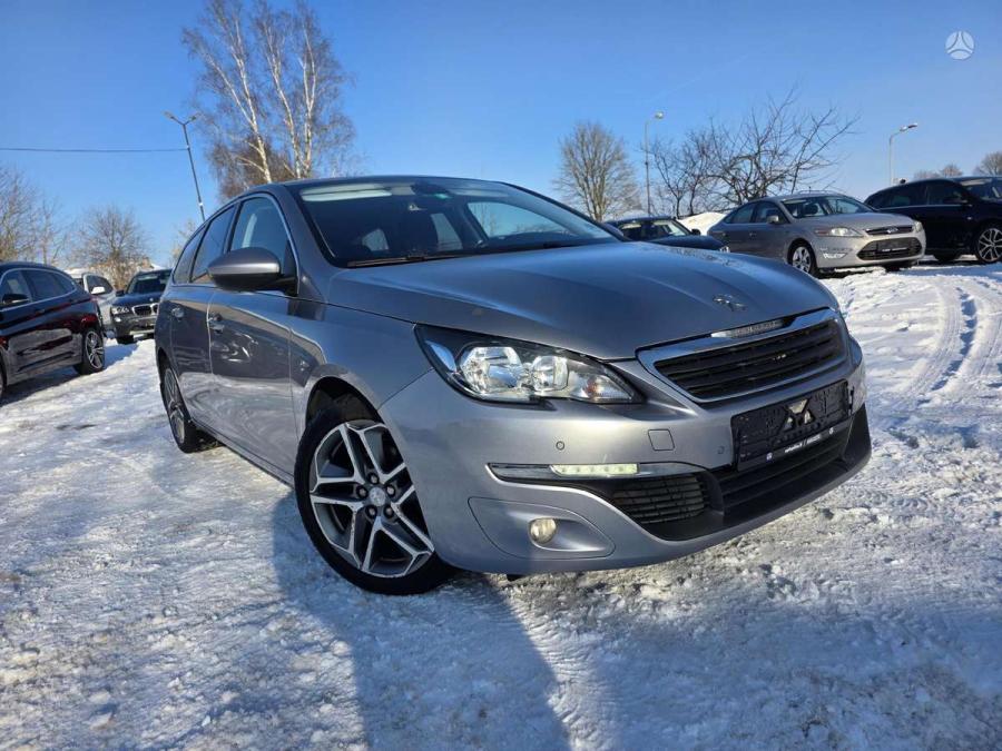Pelēks Peugeot 308 2014 Telšiai, ar dzinēja tilpumu 1.56 L un nobraukumu 250 tūkst. km par 5200 €, foto 33 vietnē AUTOMOTO.COM.LV
