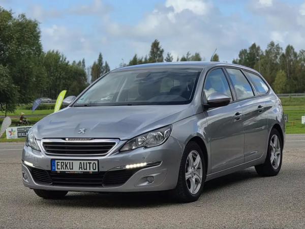 Pelēks Peugeot 308 2014 Grobiņa, ar dzinēja tilpumu 1.60 L un nobraukumu 134 tūkst. km par 5800 €, foto 3 vietnē AUTOMOTO.COM.LV