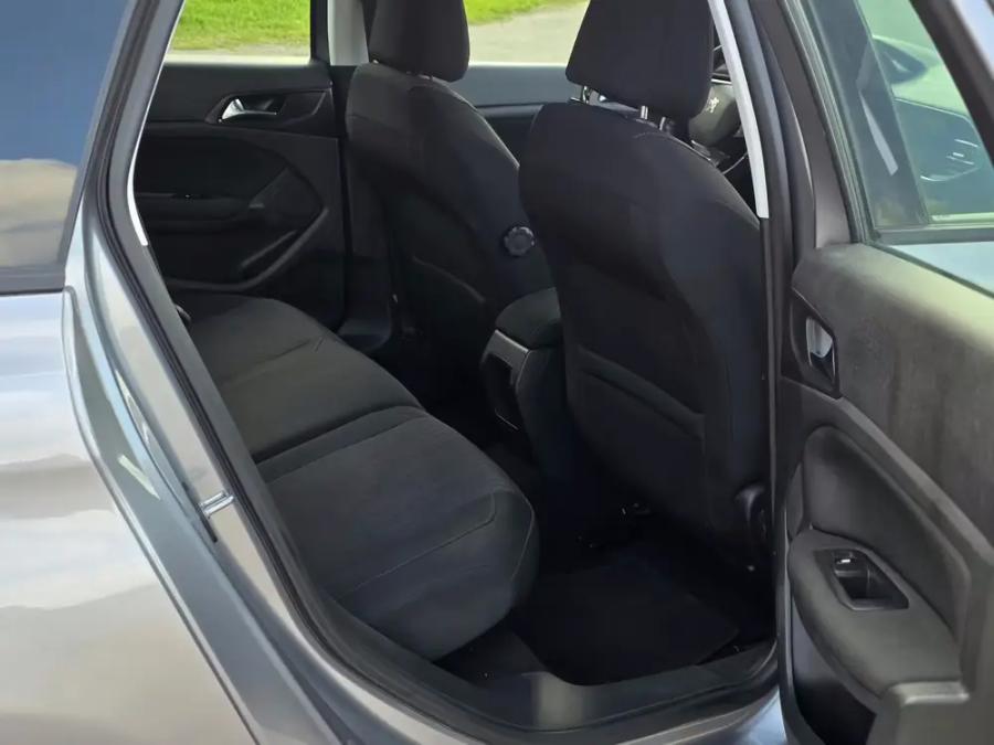 Pelēks Peugeot 308 2014 Grobiņa, ar dzinēja tilpumu 1.60 L un nobraukumu 134 tūkst. km par 5800 €, foto 13 vietnē AUTOMOTO.COM.LV