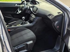 Pelēks Peugeot 308 2014 Grobiņa, ar dzinēja tilpumu 1.60 L un nobraukumu 134 tūkst. km par 5800 €, foto 14 vietnē AUTOMOTO.COM.LV