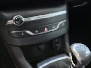 Pelēks Peugeot 308 2014 Grobiņa, ar dzinēja tilpumu 1.60 L un nobraukumu 134 tūkst. km par 5800 €, foto 22 vietnē AUTOMOTO.COM.LV