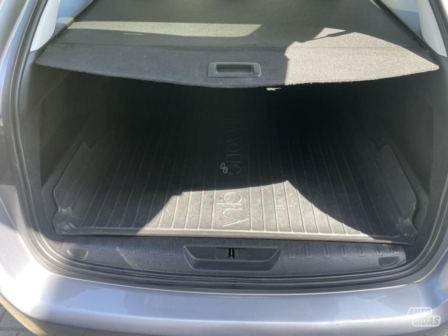 Pelēks Peugeot 308 2014 Kauņa, ar dzinēja tilpumu 1.60 L un nobraukumu 334 tūkst. km par 4250 €, foto 13 vietnē AUTOMOTO.COM.LV