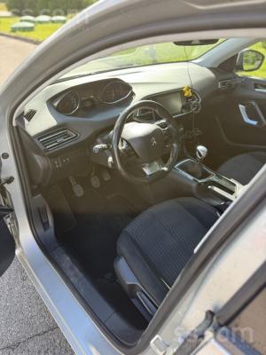 Pelēks Peugeot 308 2014 Rīga, ar dzinēja tilpumu 1.60 L un nobraukumu 272 tūkst. km par 3900 €, foto 11 vietnē AUTOMOTO.COM.LV
