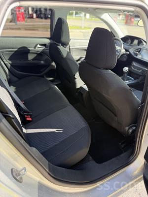 Pelēks Peugeot 308 2014 Rīga, ar dzinēja tilpumu 1.60 L un nobraukumu 272 tūkst. km par 3900 €, foto 14 vietnē AUTOMOTO.COM.LV