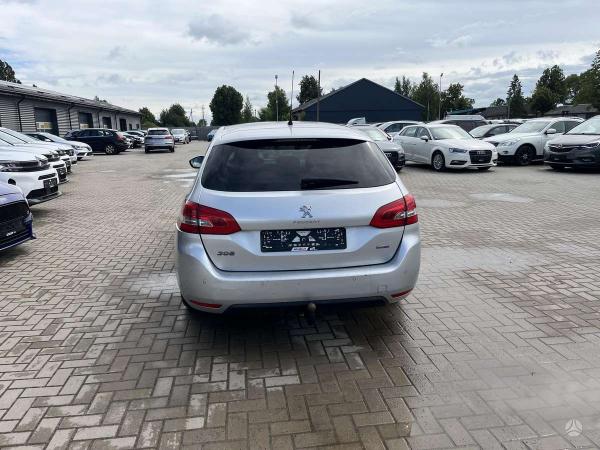 Pelēks Peugeot 308 2014 Tauragė, ar dzinēja tilpumu 1.60 L un nobraukumu 250 tūkst. km par 2600 €, foto 9 vietnē AUTOMOTO.COM.LV