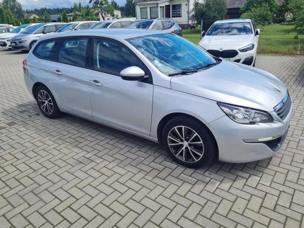 Grey Peugeot 308 2014 in Taurage, with an engine capacity of 1.60 L and mileage of 236 thousand km for 3450 €, photo 4 on AUTOMOTO.COM.LV